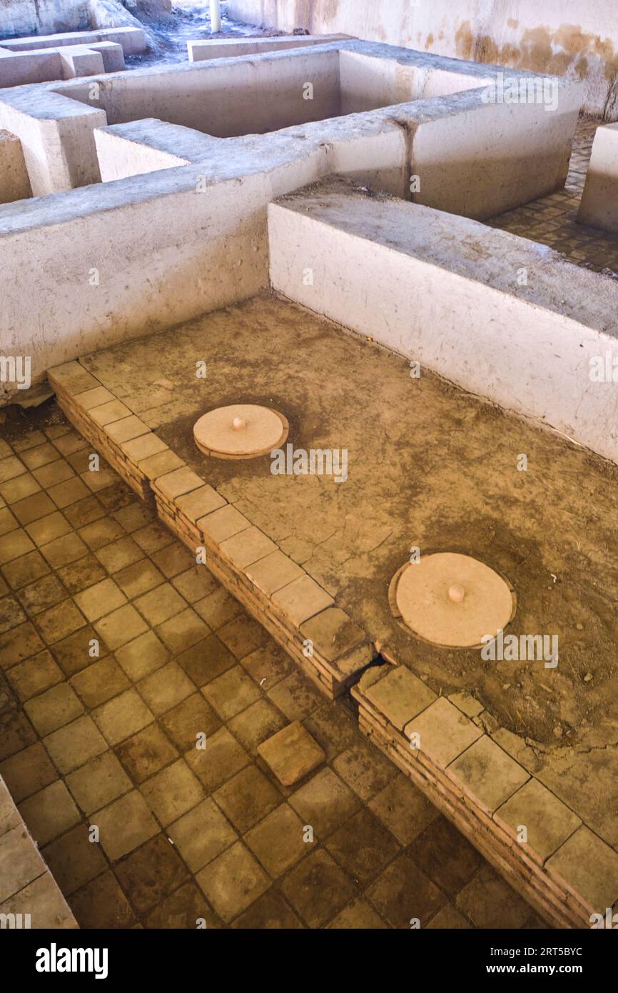 Ancient fire pit hi-res stock photography and images - Alamy