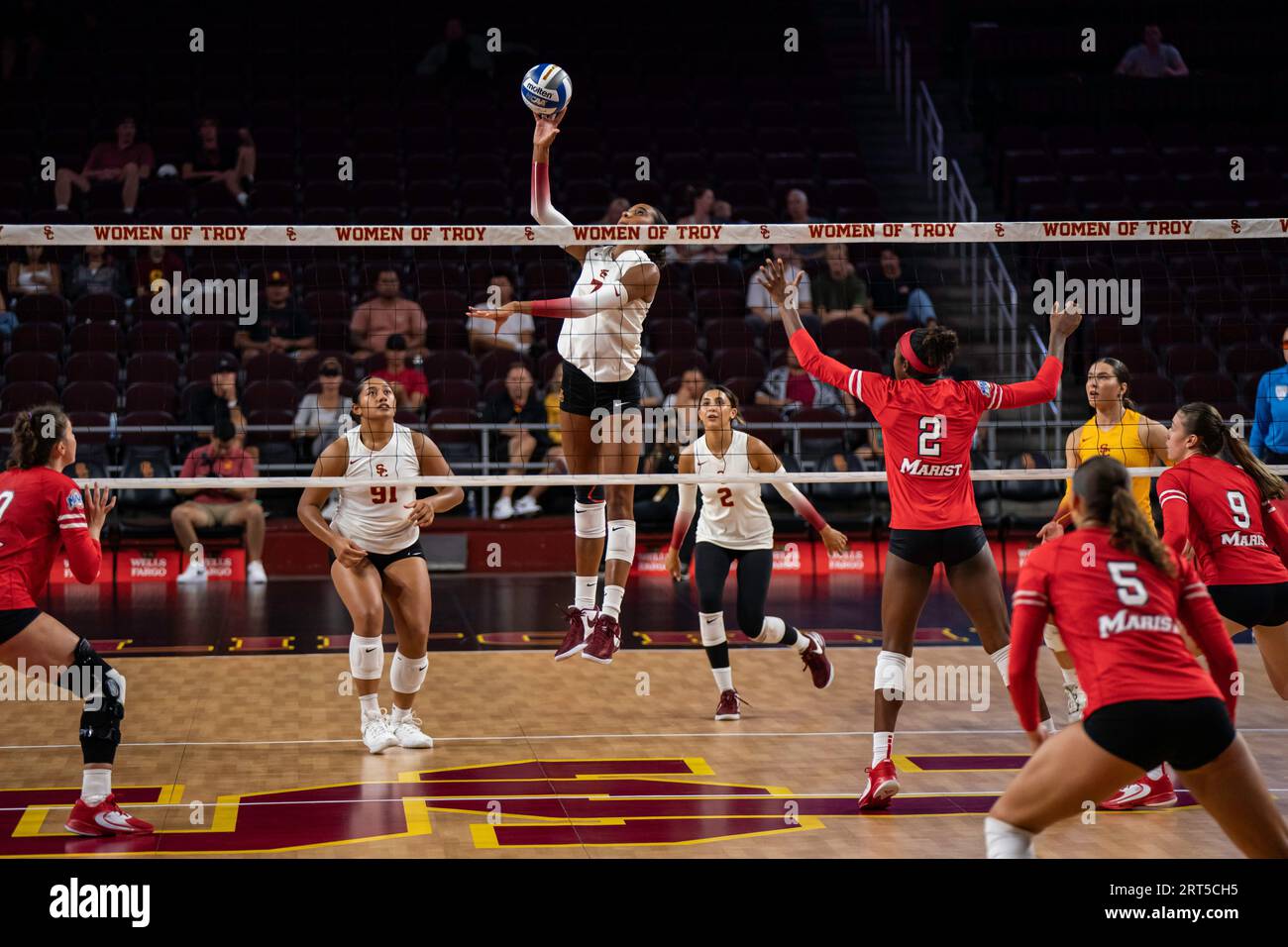 Volleyball dink hi-res stock photography and images - Alamy