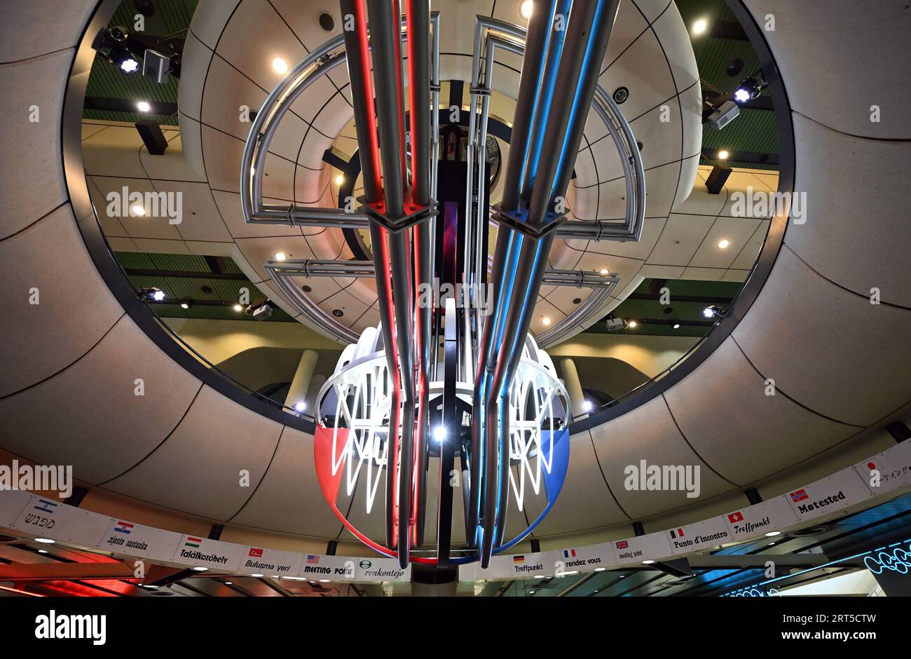 Berlin, Germany. 08th Sep, 2023. The light sculpture of the artist ...