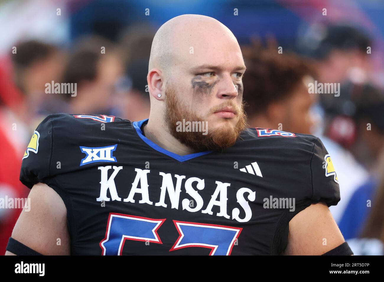 LAWRENCE, KS - SEPTEMBER 08: Kansas Jayhawks offensive lineman Hank ...