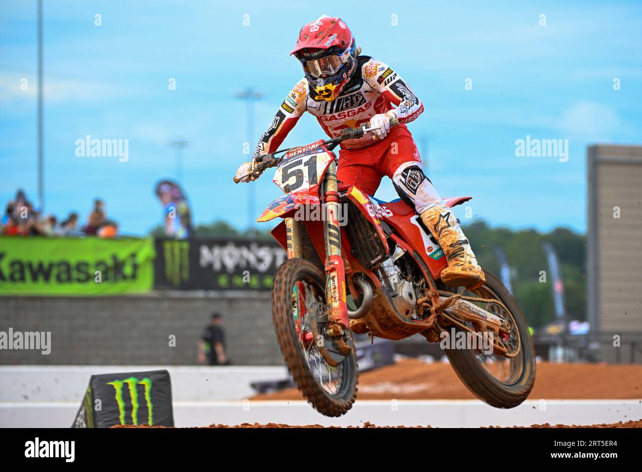CONCORD, NC - SEPTEMBER 09: Justin Barcia (51) enters the rhythm ...