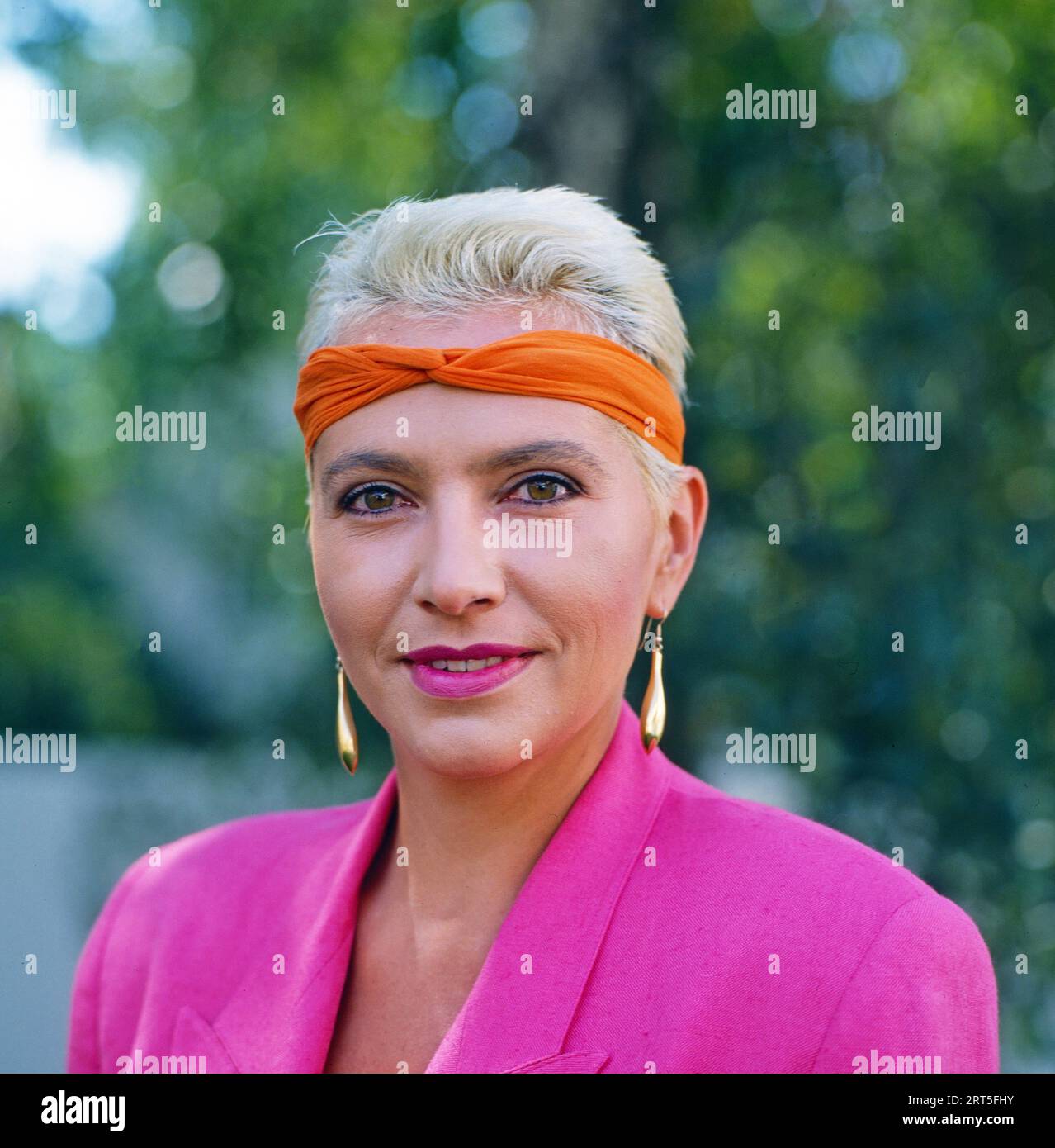 Isolde Tarrach, deutsche Fernsehansagerin und Moderatorin, Deutschland ...