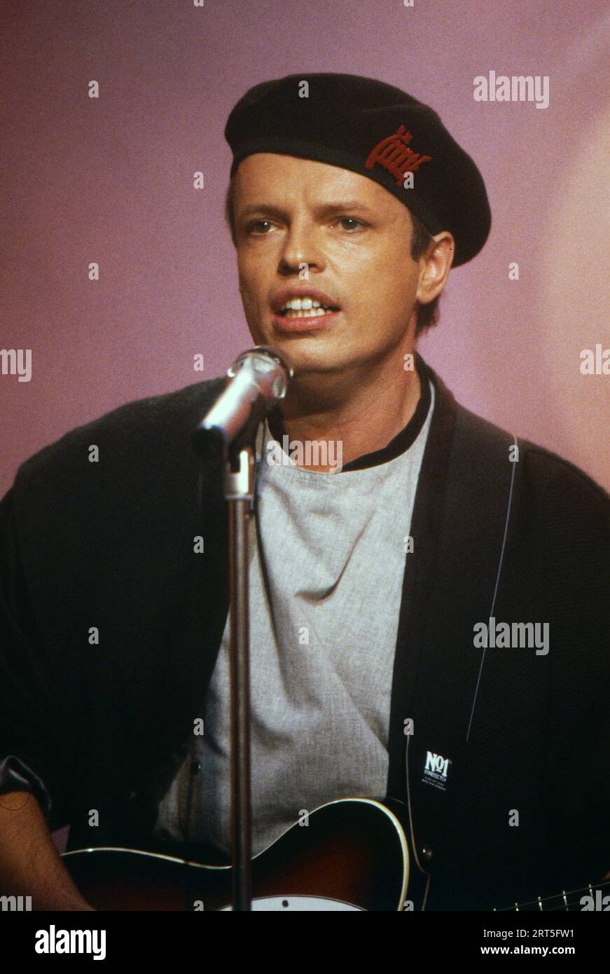 Tao, deutsche Popband, singen ihren Song "Magical Moments" in der ZDF ...