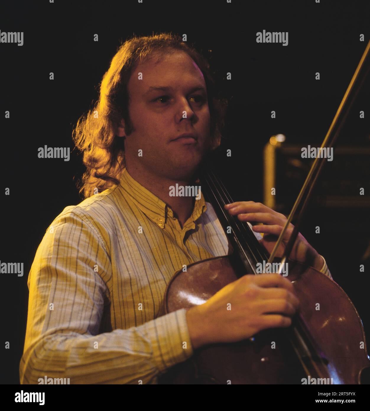 Wolfgang Tiebold, deutscher Cellist, Portrait, circa 1978. Wolfgang ...