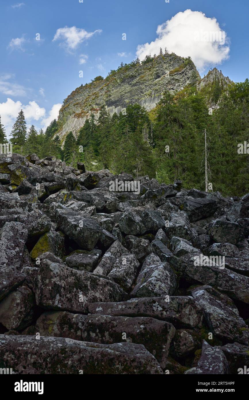Basalt geologic column formations from Detunatele in Romania, natural ...