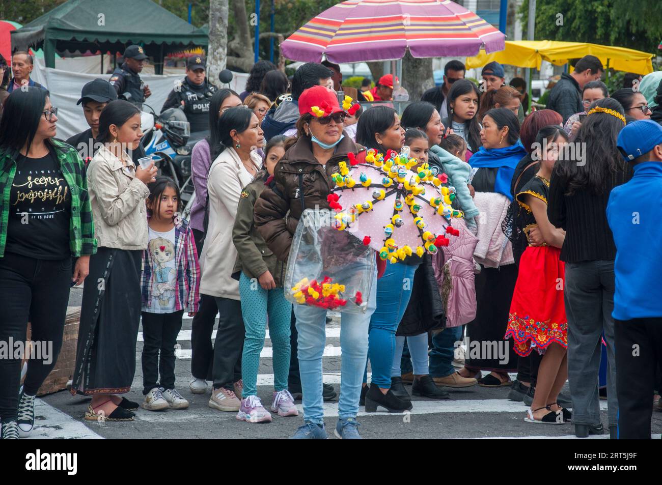 Columbus day parade latin america hi-res stock photography and images ...