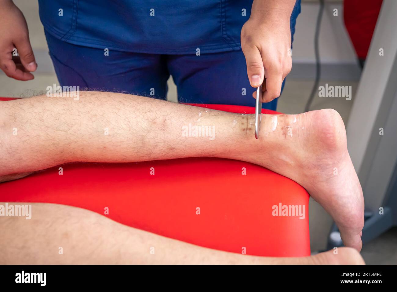 Instrumental mobilization of soft tissues, heel and arch pain treatment ...