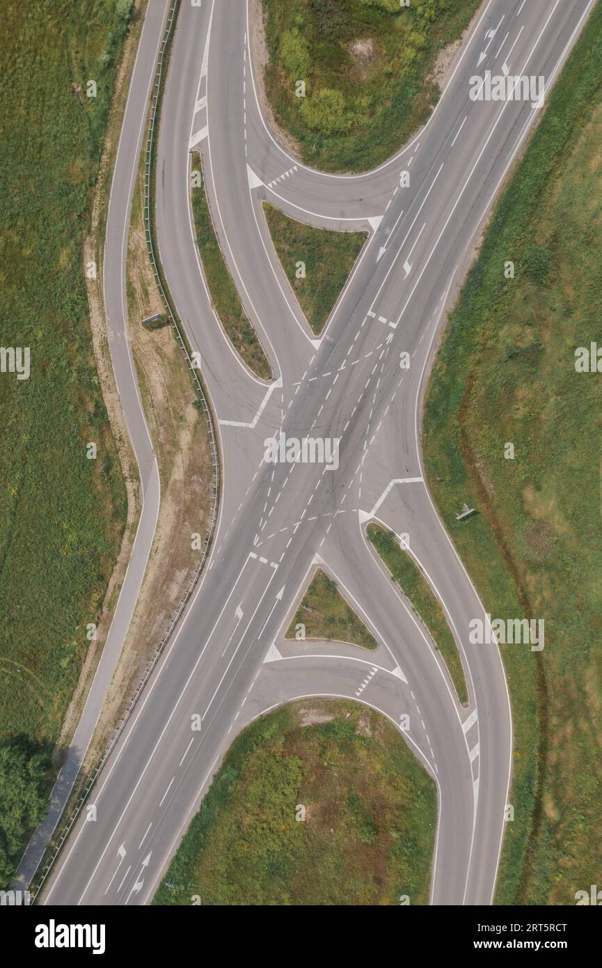 Two Way Intersection 