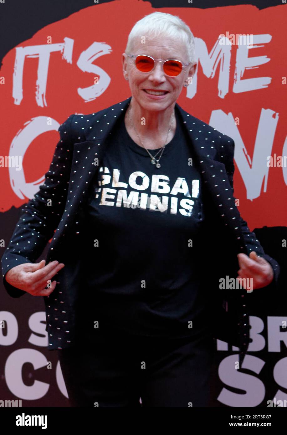 Annie lennox the time for change event hi-res stock photography and ...