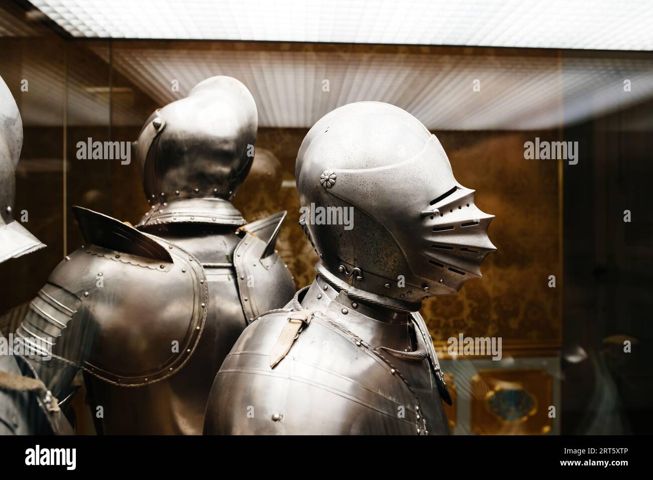 Strong figure in robust metal plates. Heavy steel armour provides ... Strong figure in robust metal plates. Heavy steel armour provides ...
