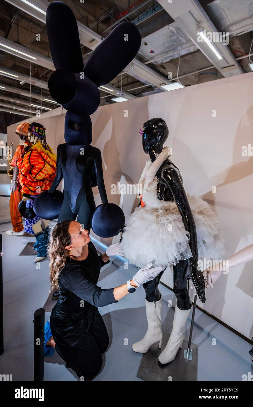 London, UK. 11th Sep, 2023. Bjork's ‘swan' dress from the Oscars ...