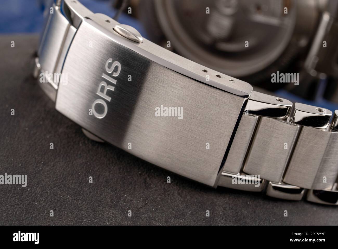 Oris Aquis Date Calibre 400 01 400 7763 4135 Stock Photo - Alamy