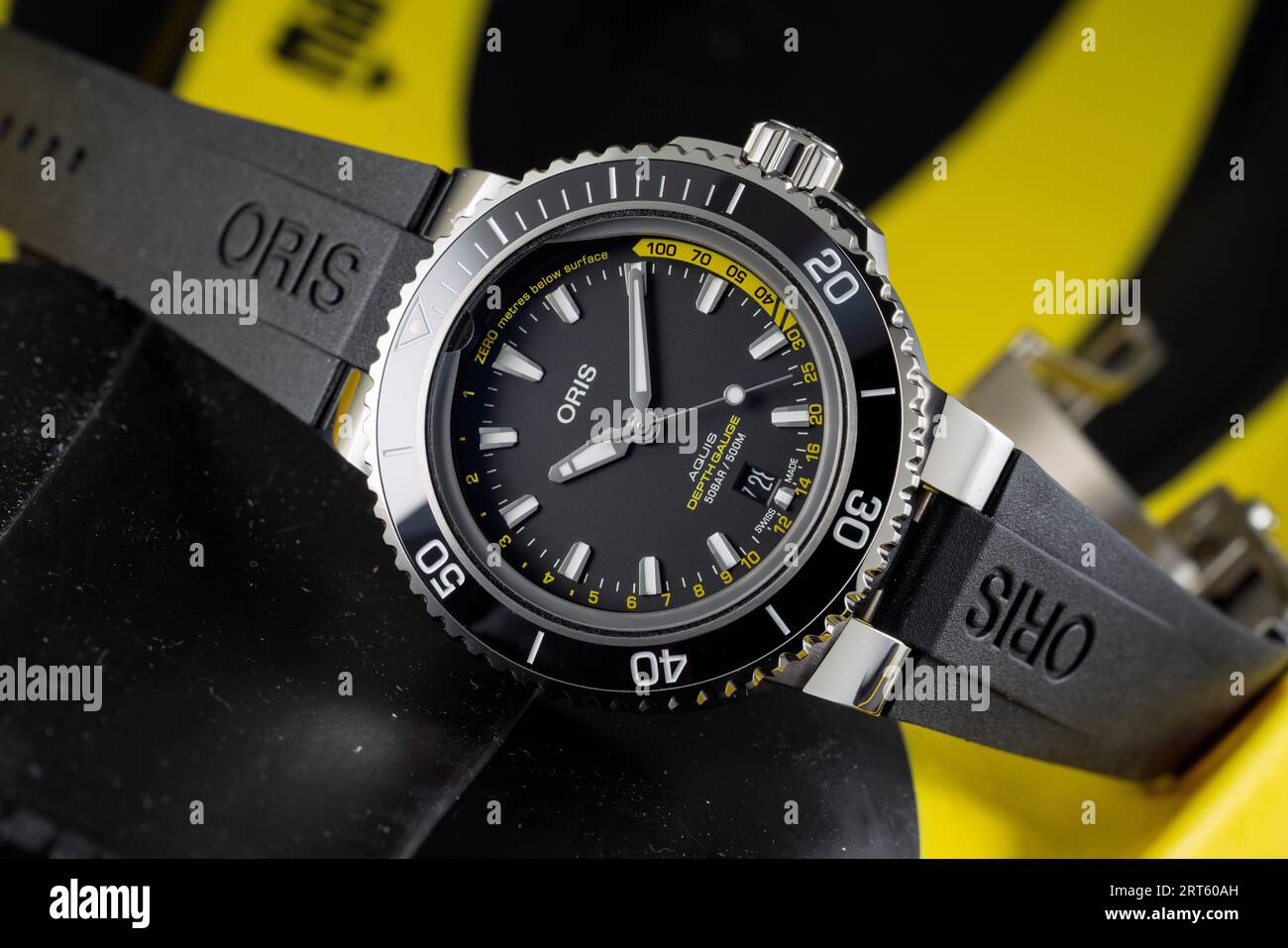 Oris Aquis Depth Gauge 01 733 7755 4154 Stock Photo - Alamy