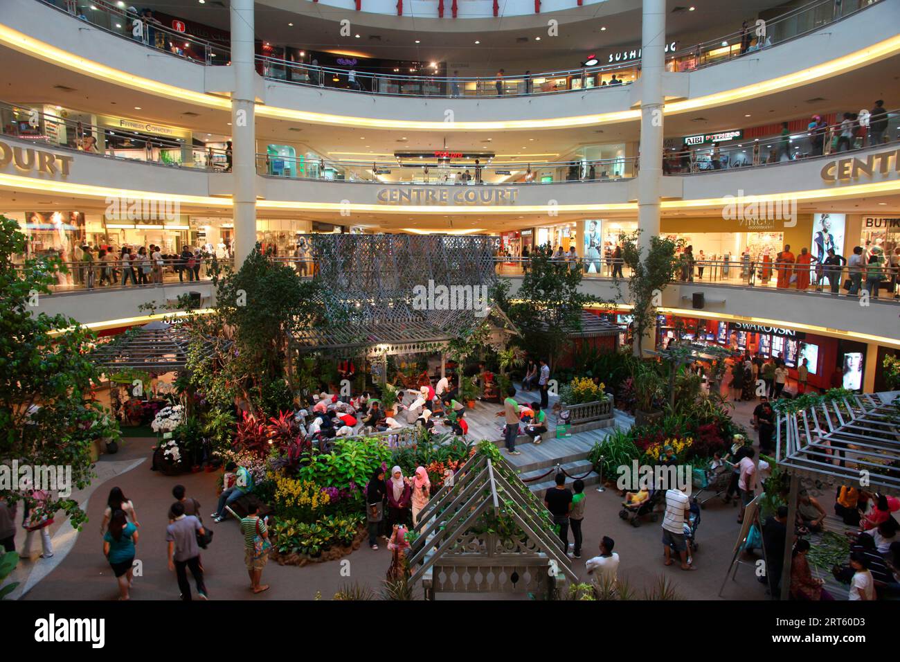 Malaysian shopping mall hi-res stock photography and images - Alamy