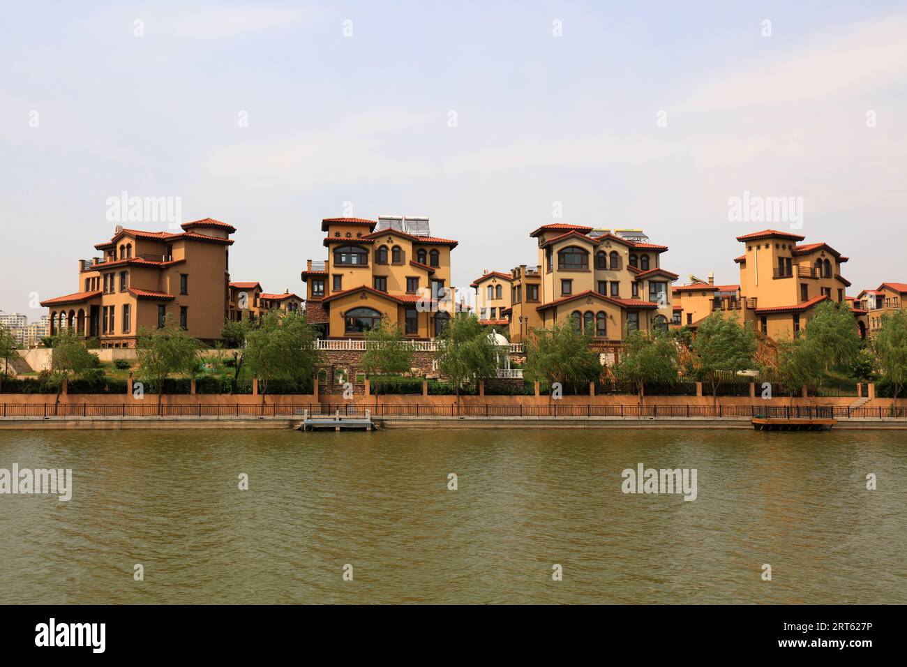 Waterfront Villa Scenery Stock Photo - Alamy