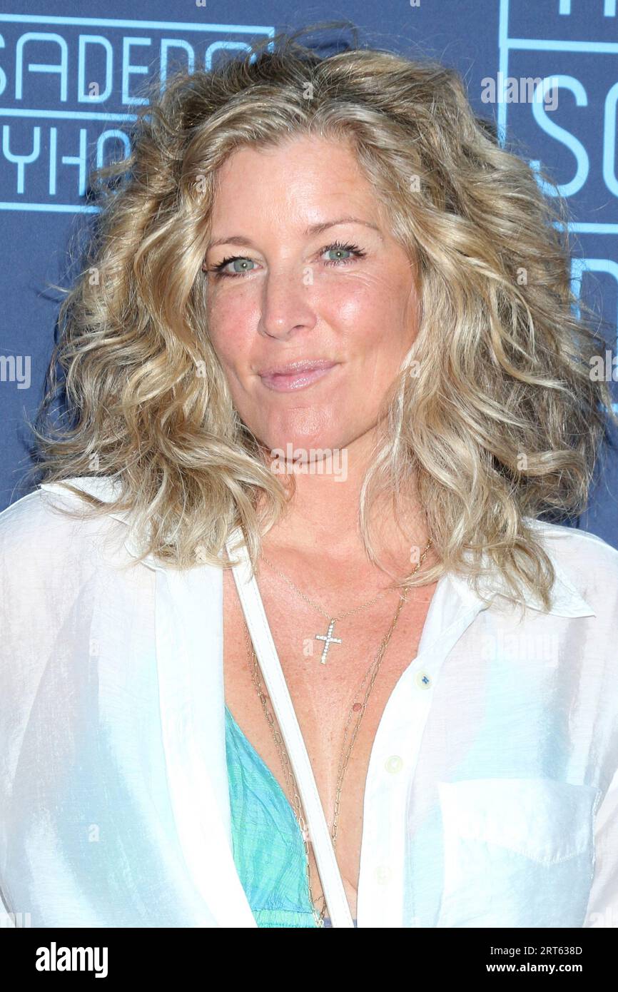 LOS ANGELES - SEP 10: Laura Wright at the The Sound Inside Play Opening ...