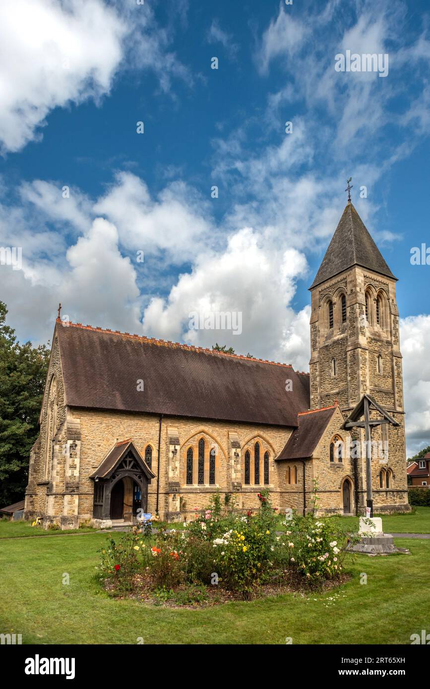 Horsham, August 30th 2023: All Saints Church, Roffey Stock Photo - Alamy