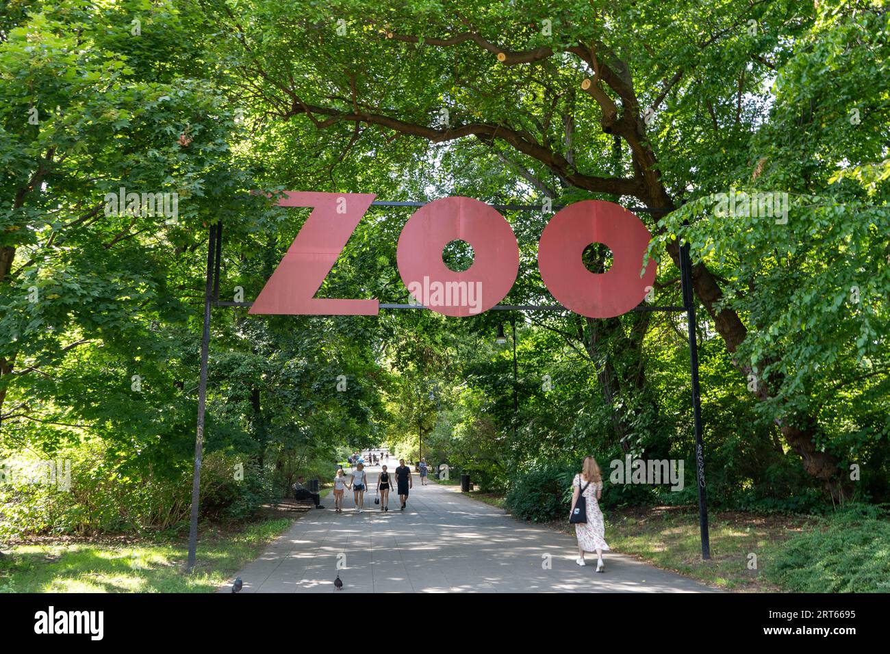Warsaw zoo entrance hi-res stock photography and images - Alamy