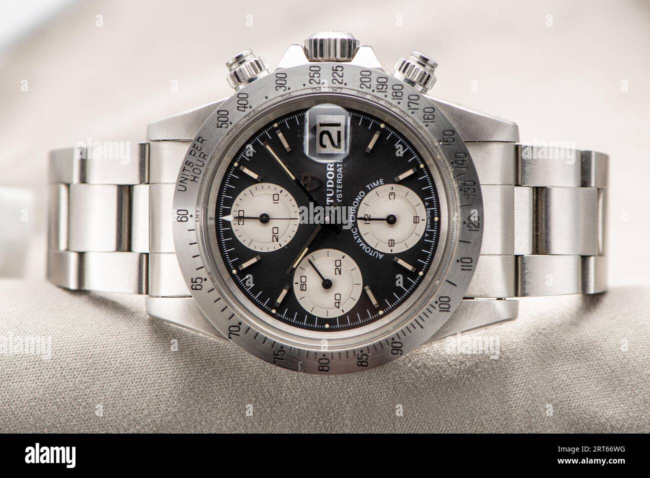 Tudor 79180 Big Block Stock Photo - Alamy