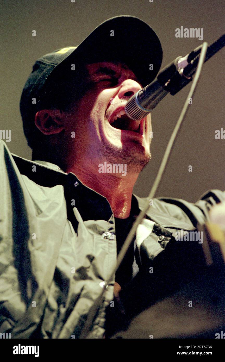 Mr bungle live hi-res stock photography and images - Alamy