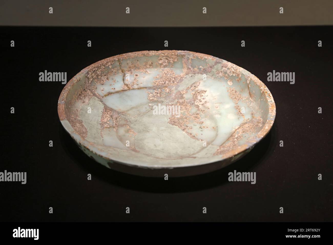 Ancient Chinese Cultural Relics in Museums Stock Photo - Alamy