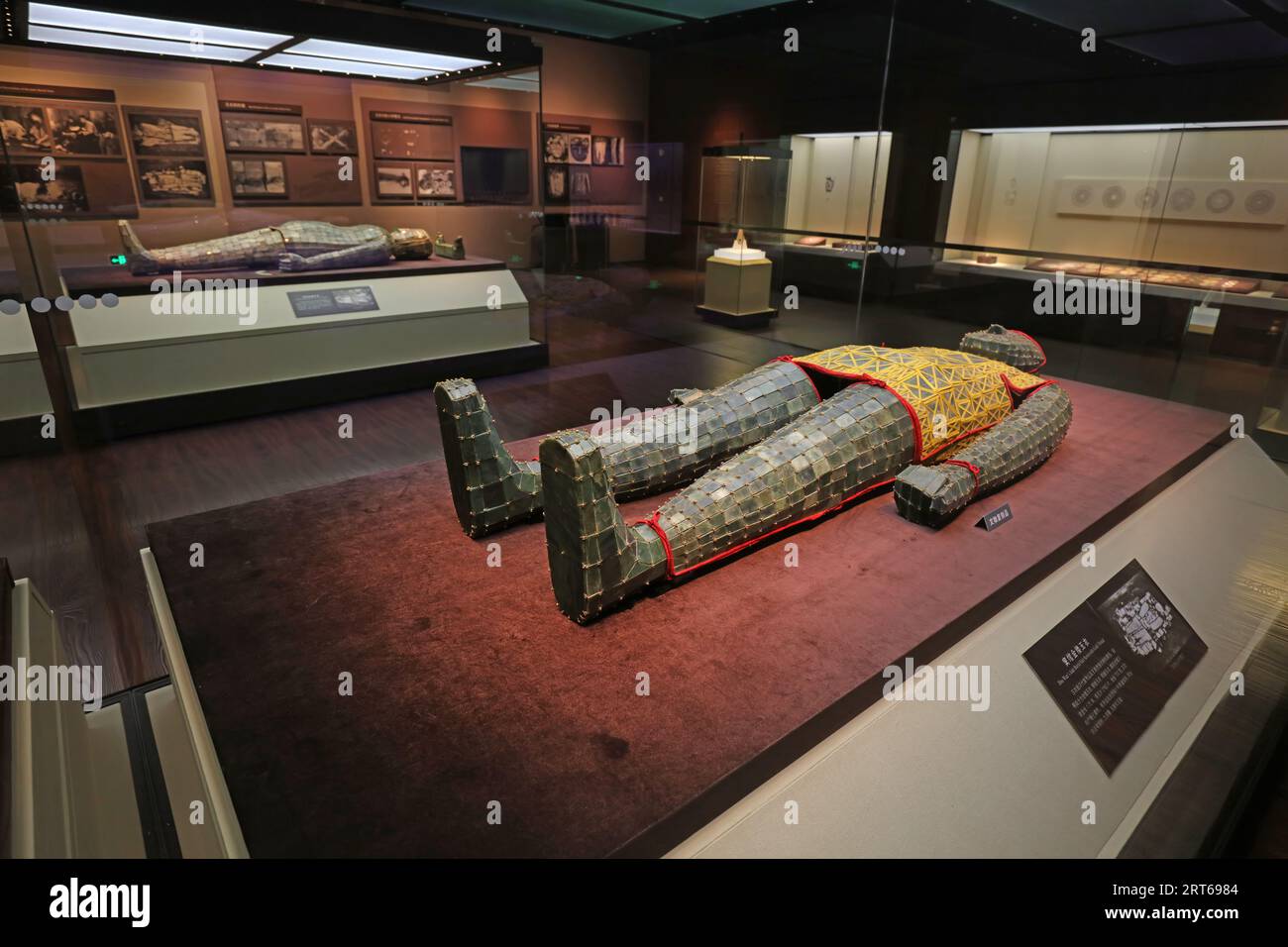 Jade burial suit hi-res stock photography and images - Alamy