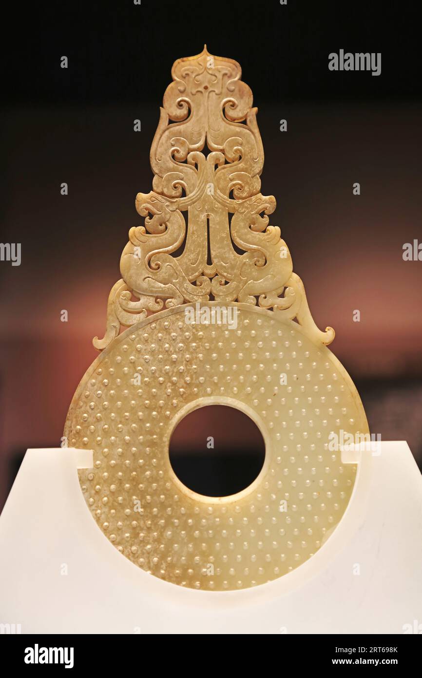 Chinese ancient jade carving hi-res stock photography and images - Alamy