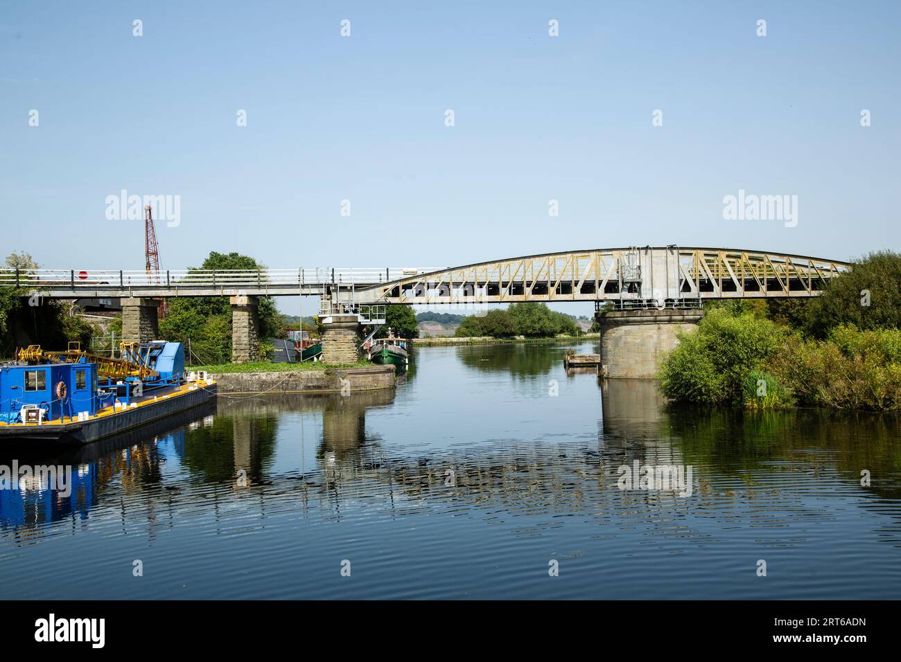 Swing Bridge on the Sharpness and Gloucester Canal, , Sharpness Docks ...