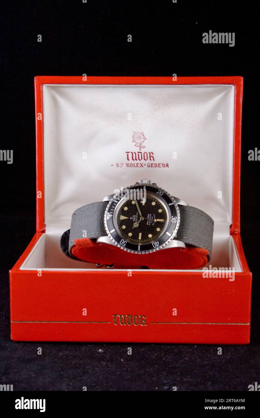 Vintage tudor wristwatch hi-res stock photography and images - Alamy