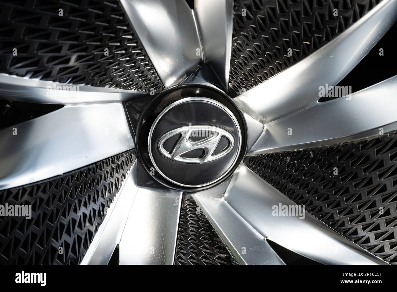 Offenbach Am Main, Germany. 11th Sep, 2023. The logo of the Korean car ...
