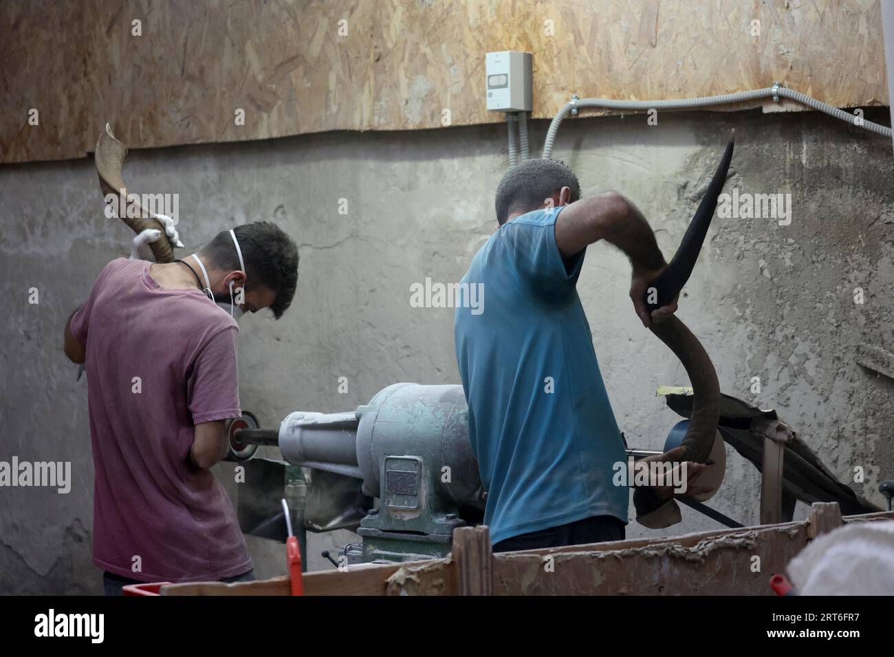 Jewish factory workers hi-res stock photography and images - Alamy