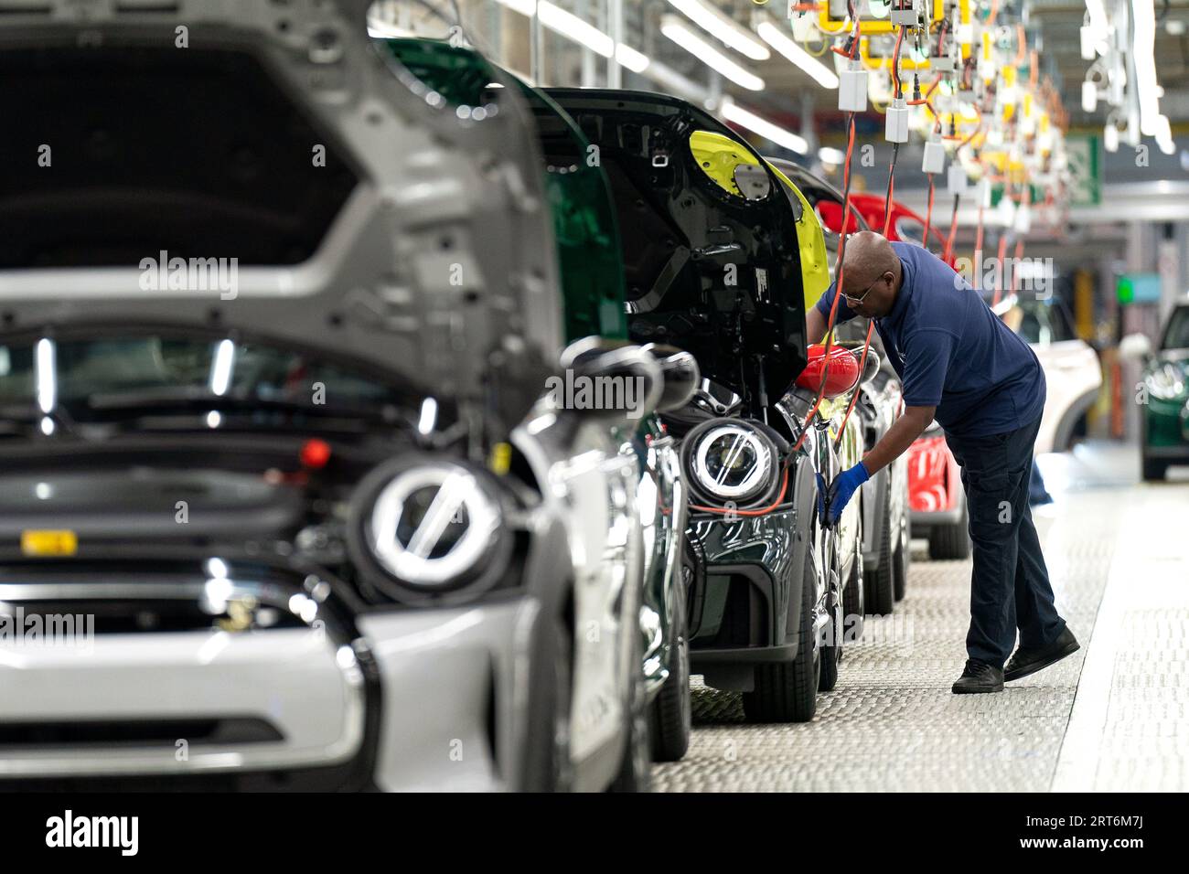 BMW Minis on the production line at the BMW Mini plant at Cowley in ...