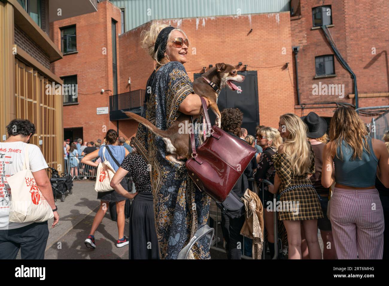 © Jeff Moore Fans at the Hackney Empire, London for the launch of The ...