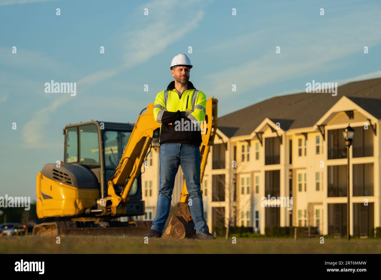 Worker man, small business owner. Construction worker with hardhat ...