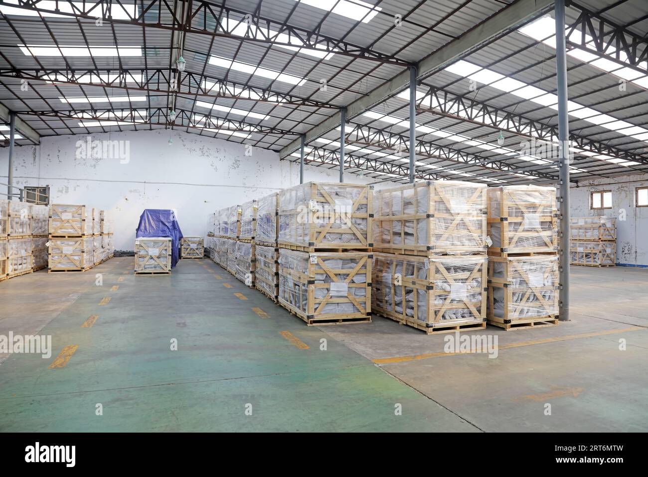 Industrial warehouse in a factory Stock Photo - Alamy