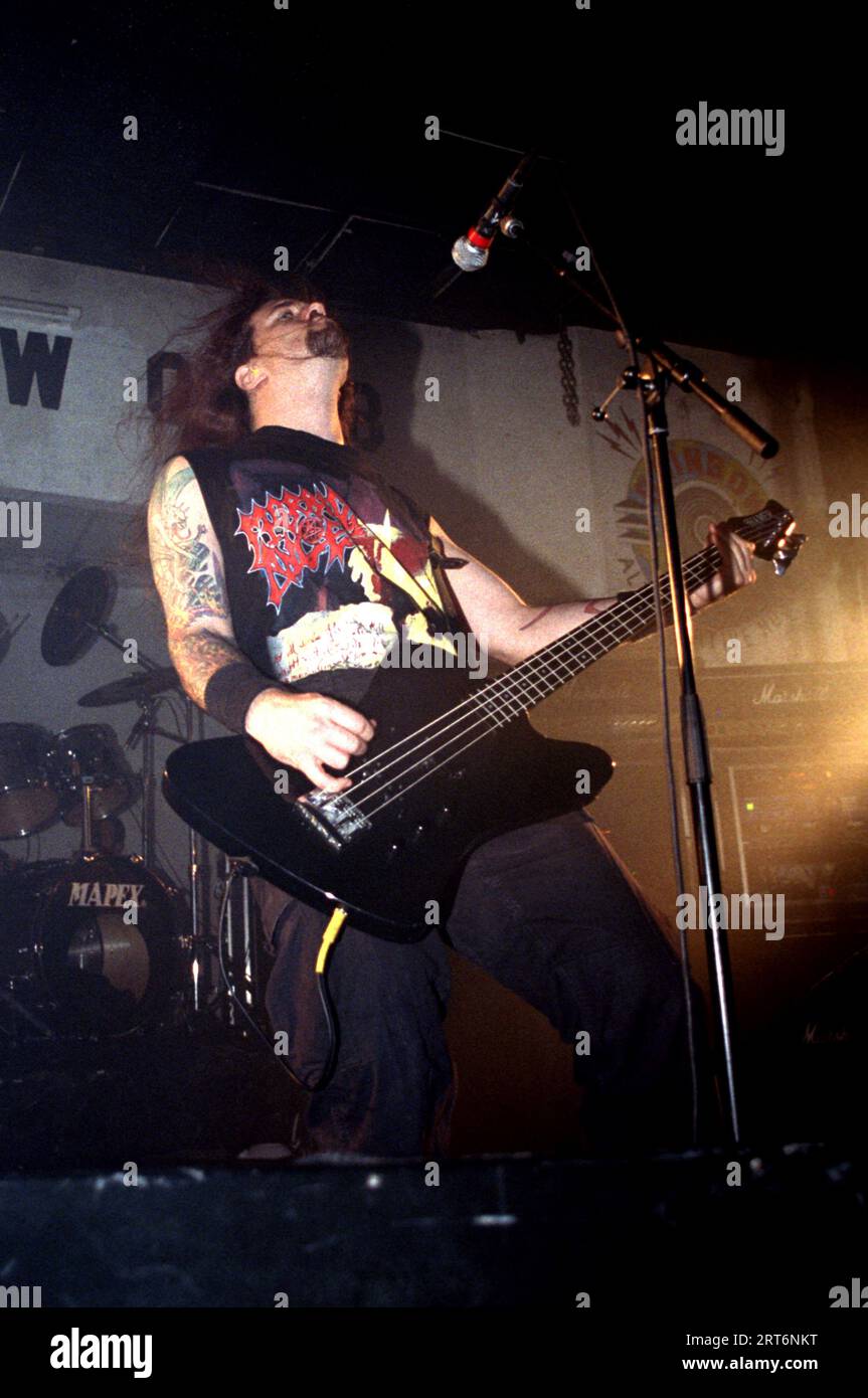 Milan Italy 1995-10-16 : David Vincent singer and bassist of the Morbid ...