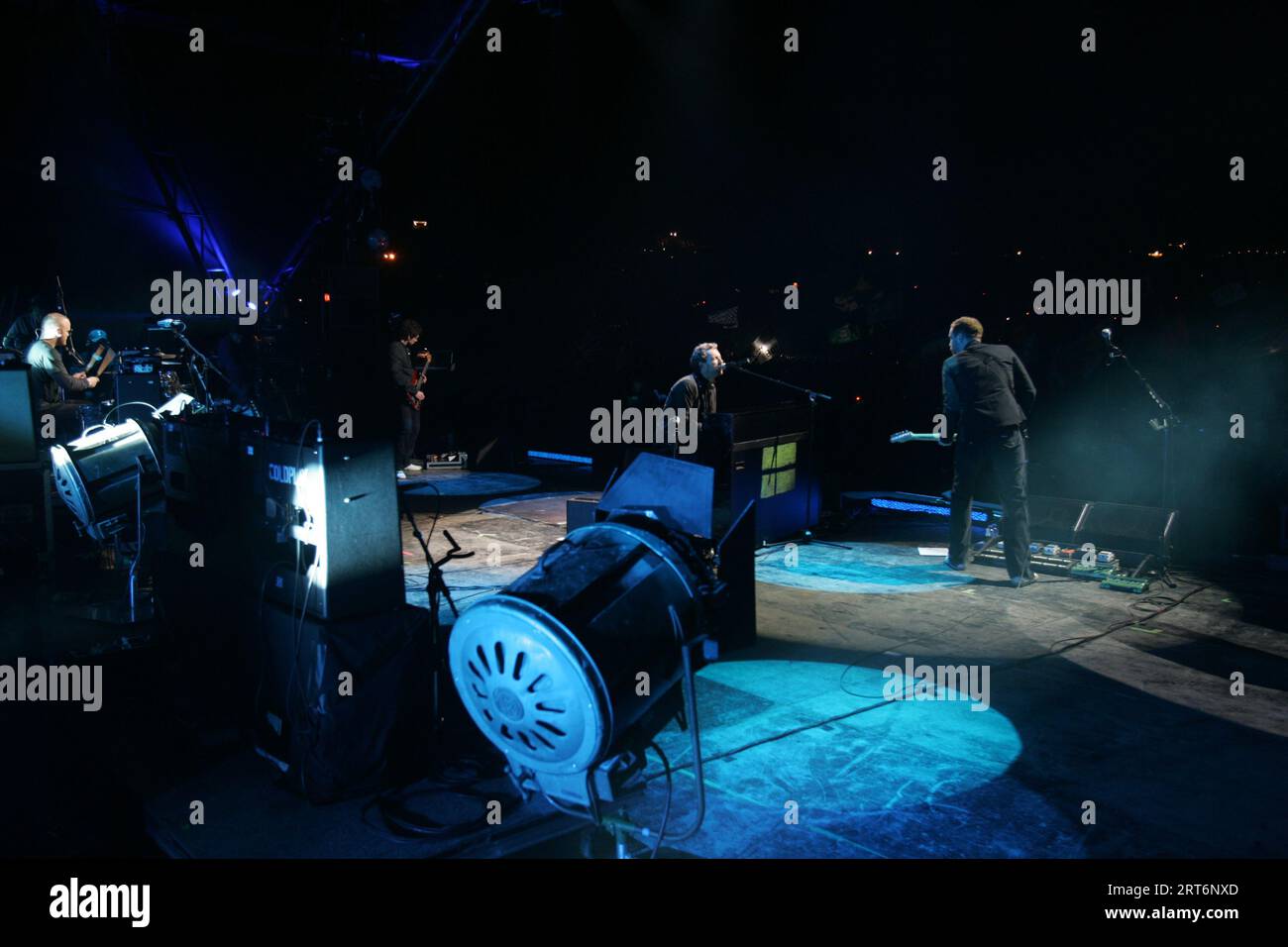 Coldplay 2005 hi-res stock photography and images - Alamy