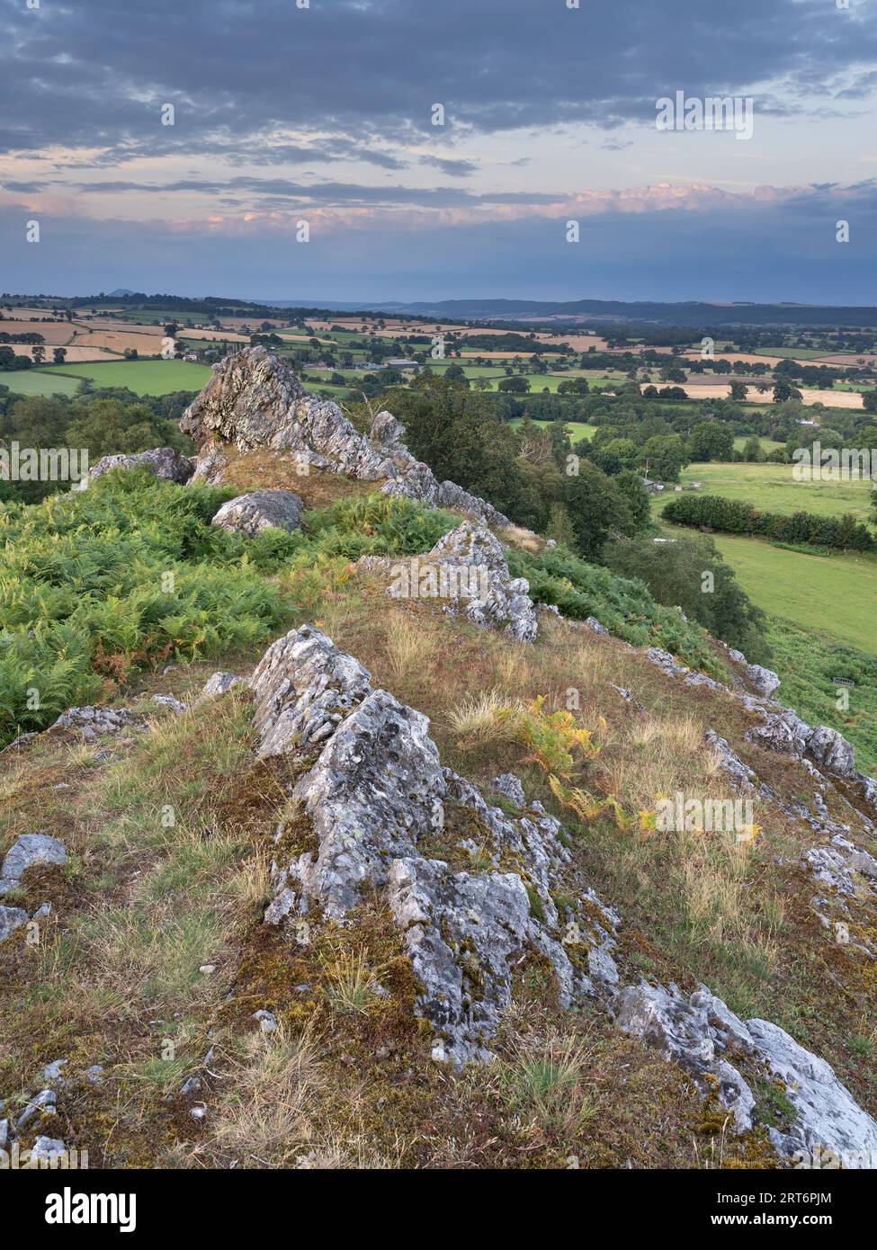 Beautiful and dramatic countryside in The Shropshire Hills aonb, Church ...
