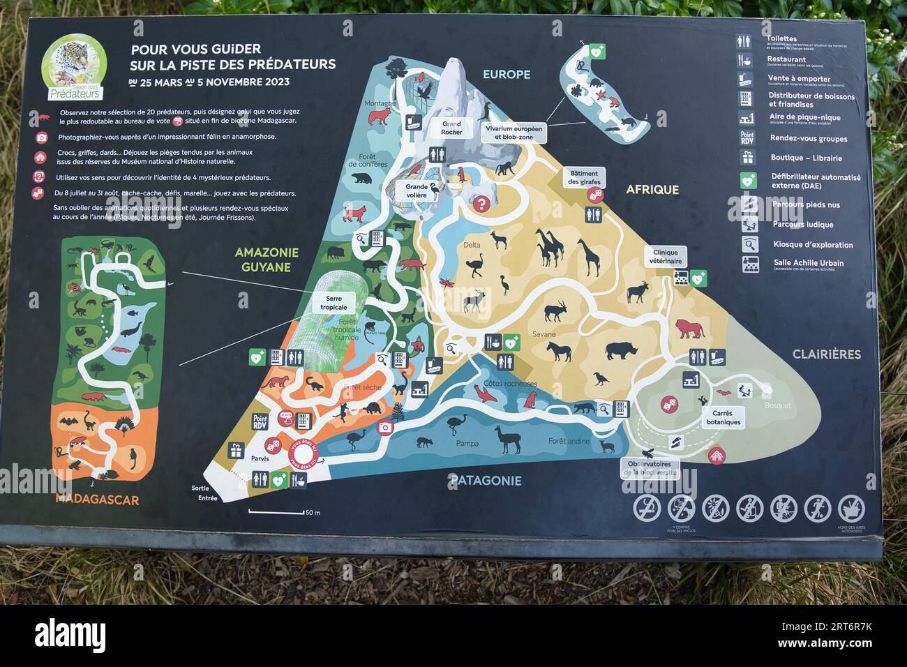 France, Paris, 17.08.2023 Zoologic park of Paris France Map in the ...