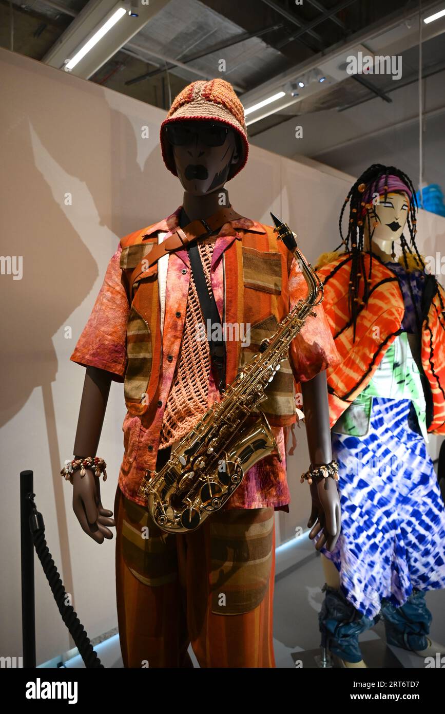 Highlights include the swan dress controversially worn by Björk at the ...