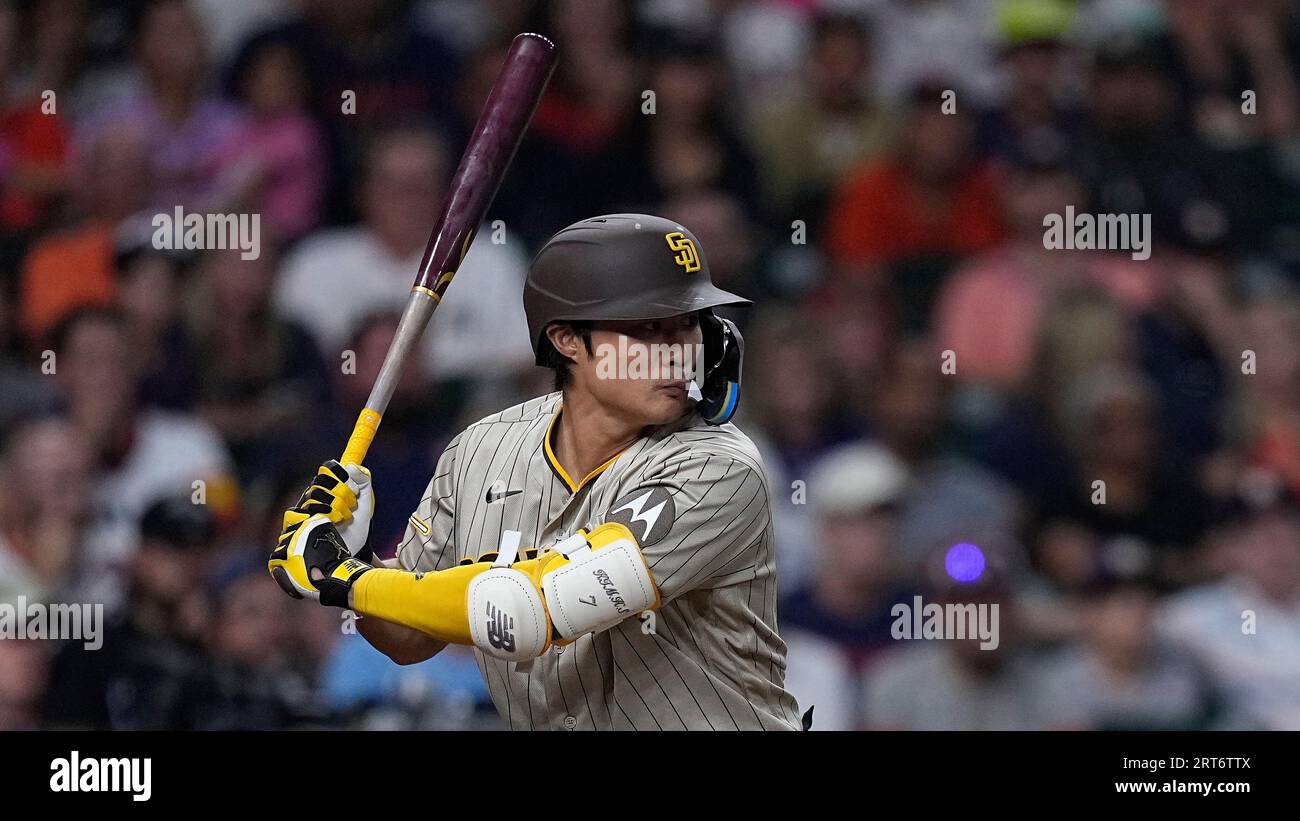 San Diego Padres' Ha-Seong Kim bats during the second inning of a ...