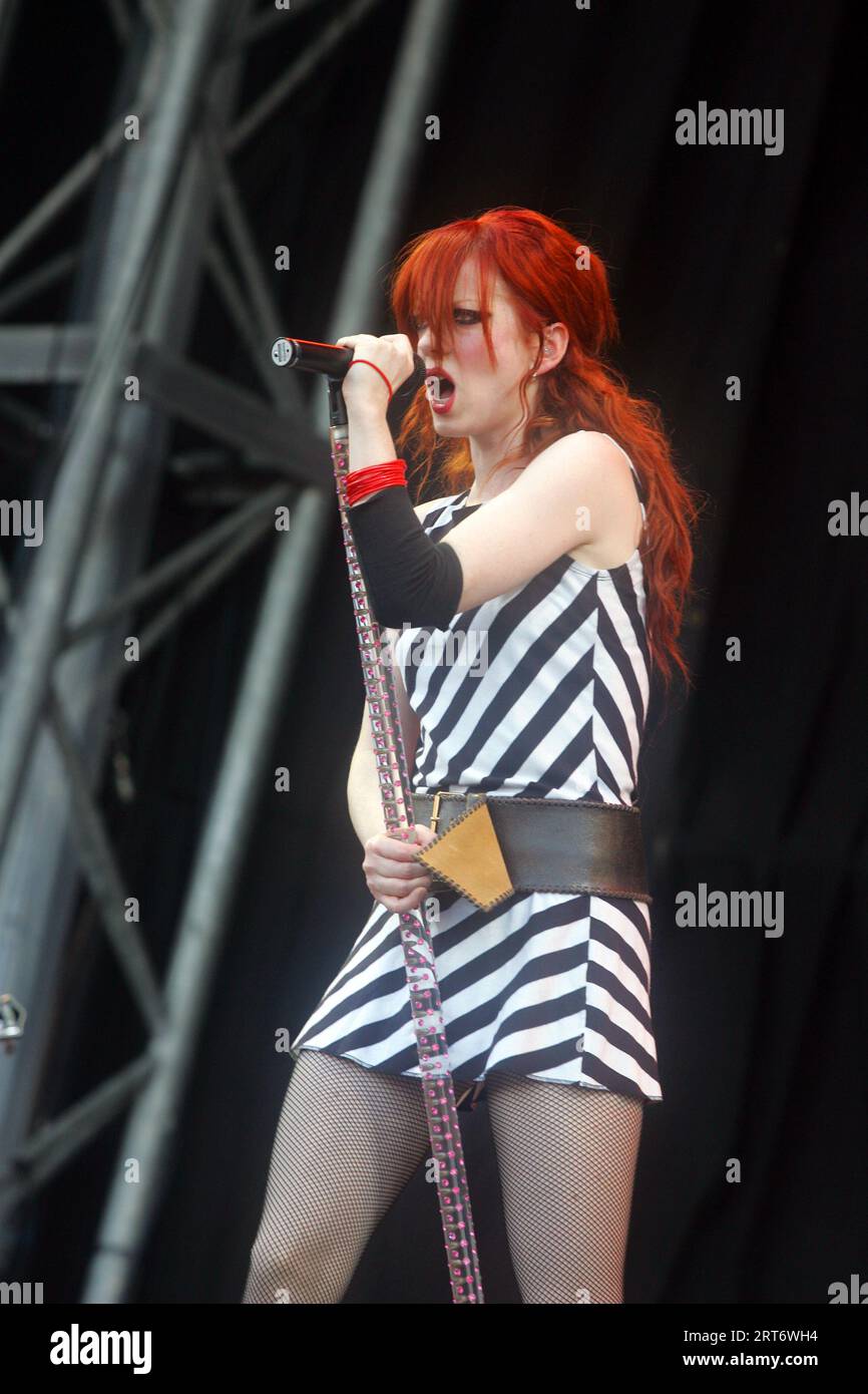 Shirley manson garbage 2005 hi-res stock photography and images - Alamy