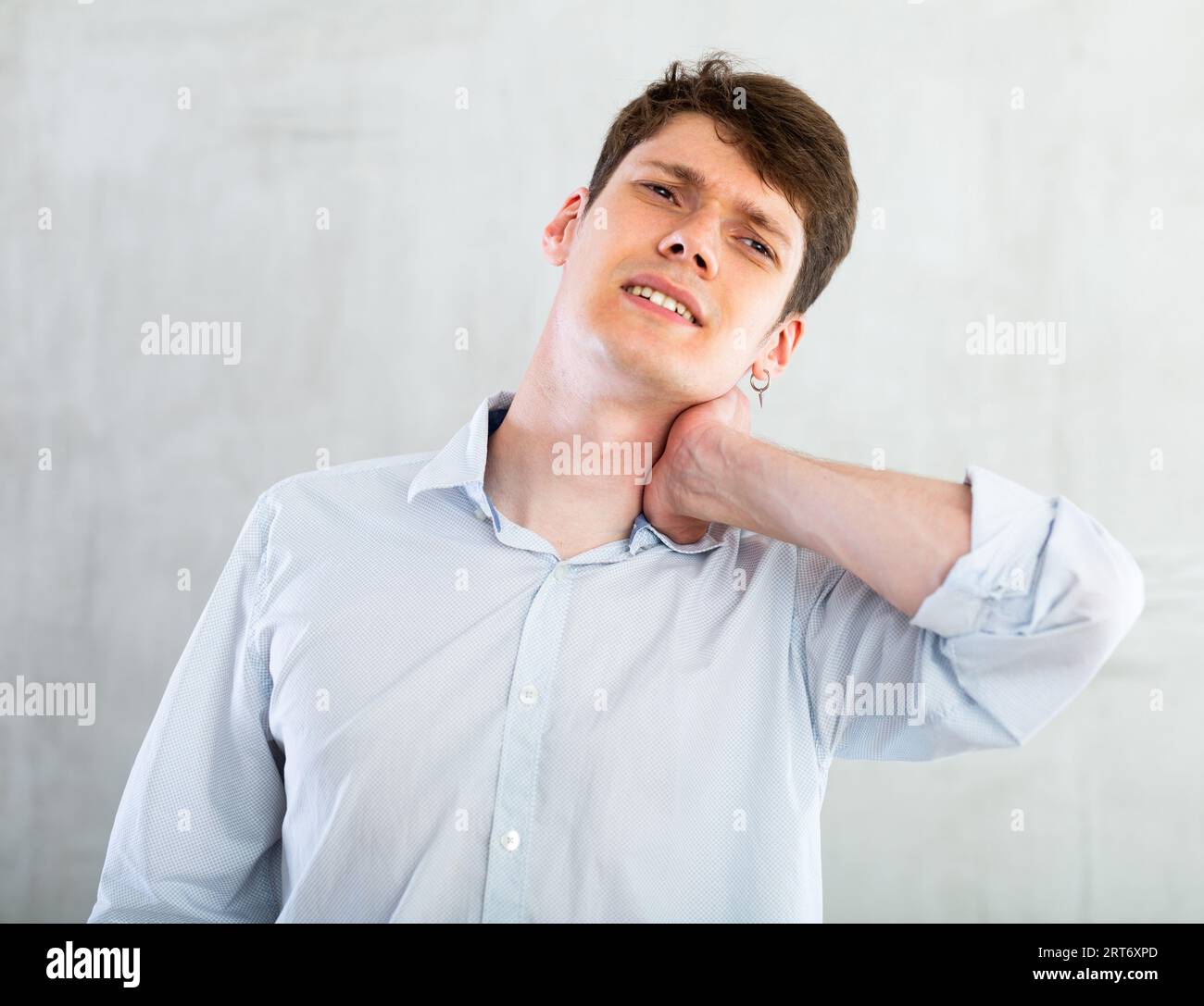 Guy sore hi-res stock photography and images - Alamy