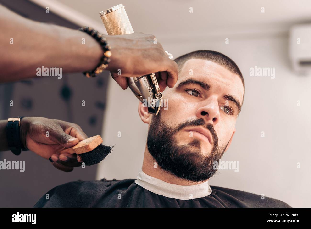 Accurate shaving blade hi-res stock photography and images - Alamy