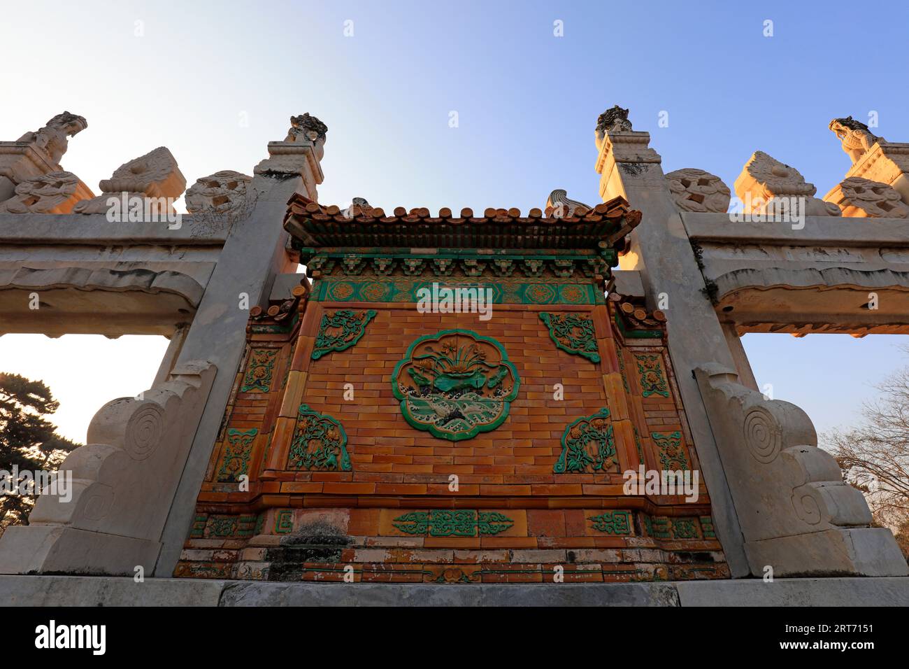 Ancient Chinese architectural scenery Stock Photo - Alamy