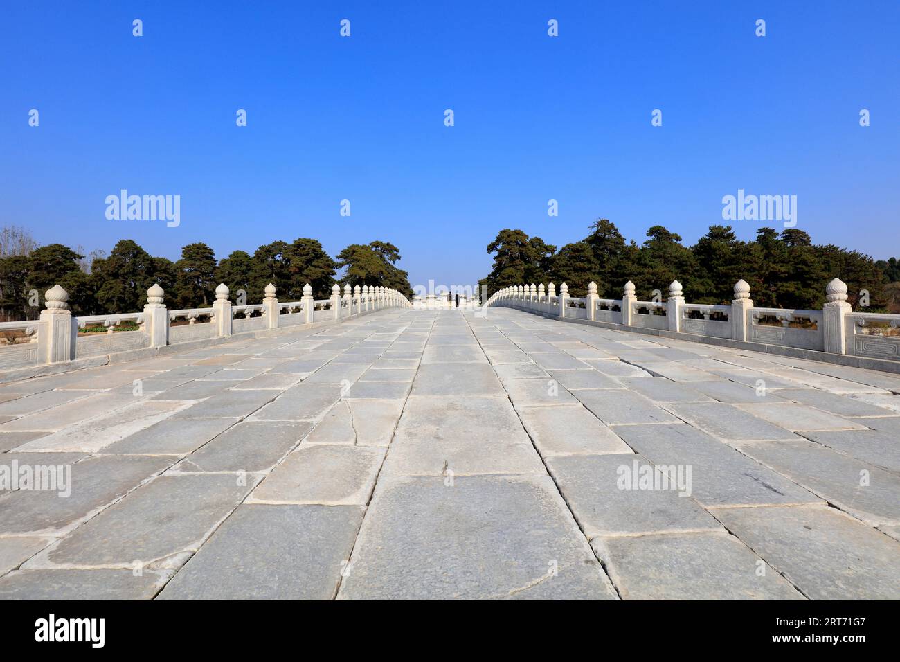 Qing Dynasty Royal Mausoleum stone arch bridge, Yi County, Hebei ...