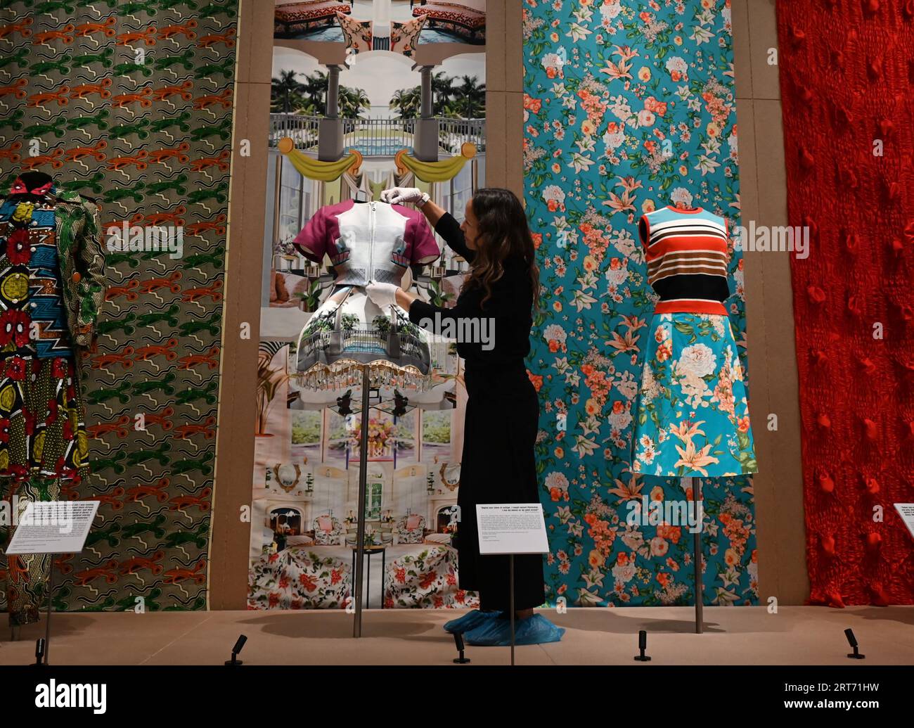 Highlights include the swan dress controversially worn by Björk at the ...