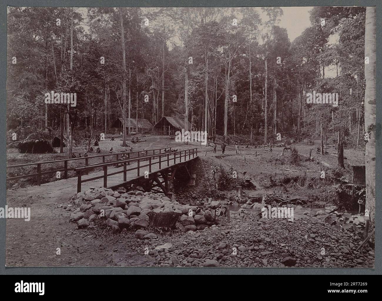 Colonial Dutch Empire in Indonesia, 1900, Camp at Krueng Seumpo Stock ...