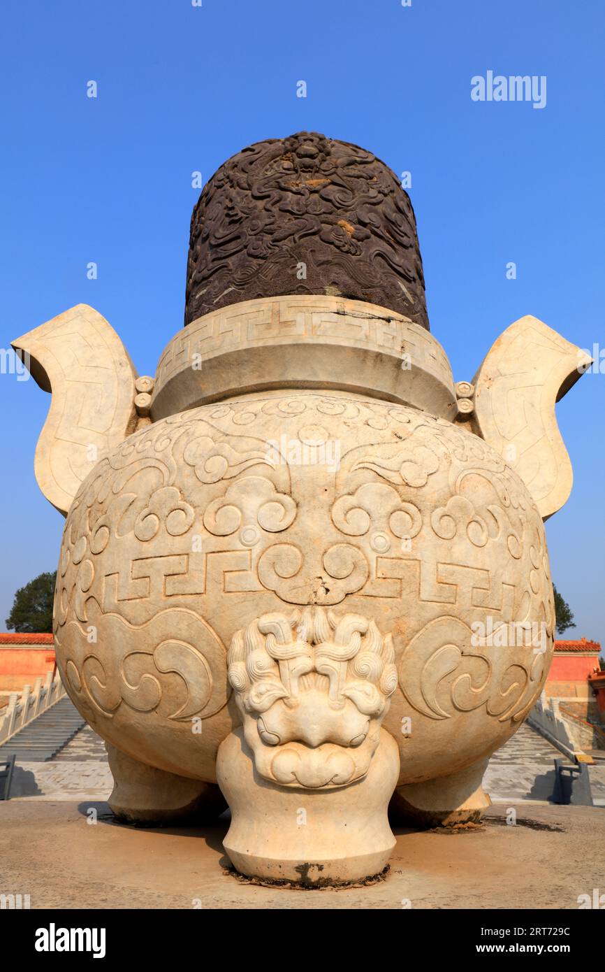 Ancient Chinese architectural scenery Stock Photo - Alamy