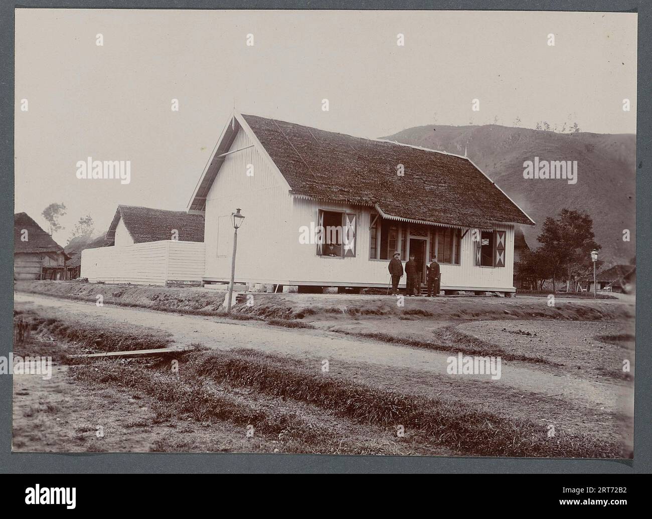 Colonial Dutch Empire in Indonesia, 1900, House in a bivouac, anonymous ...